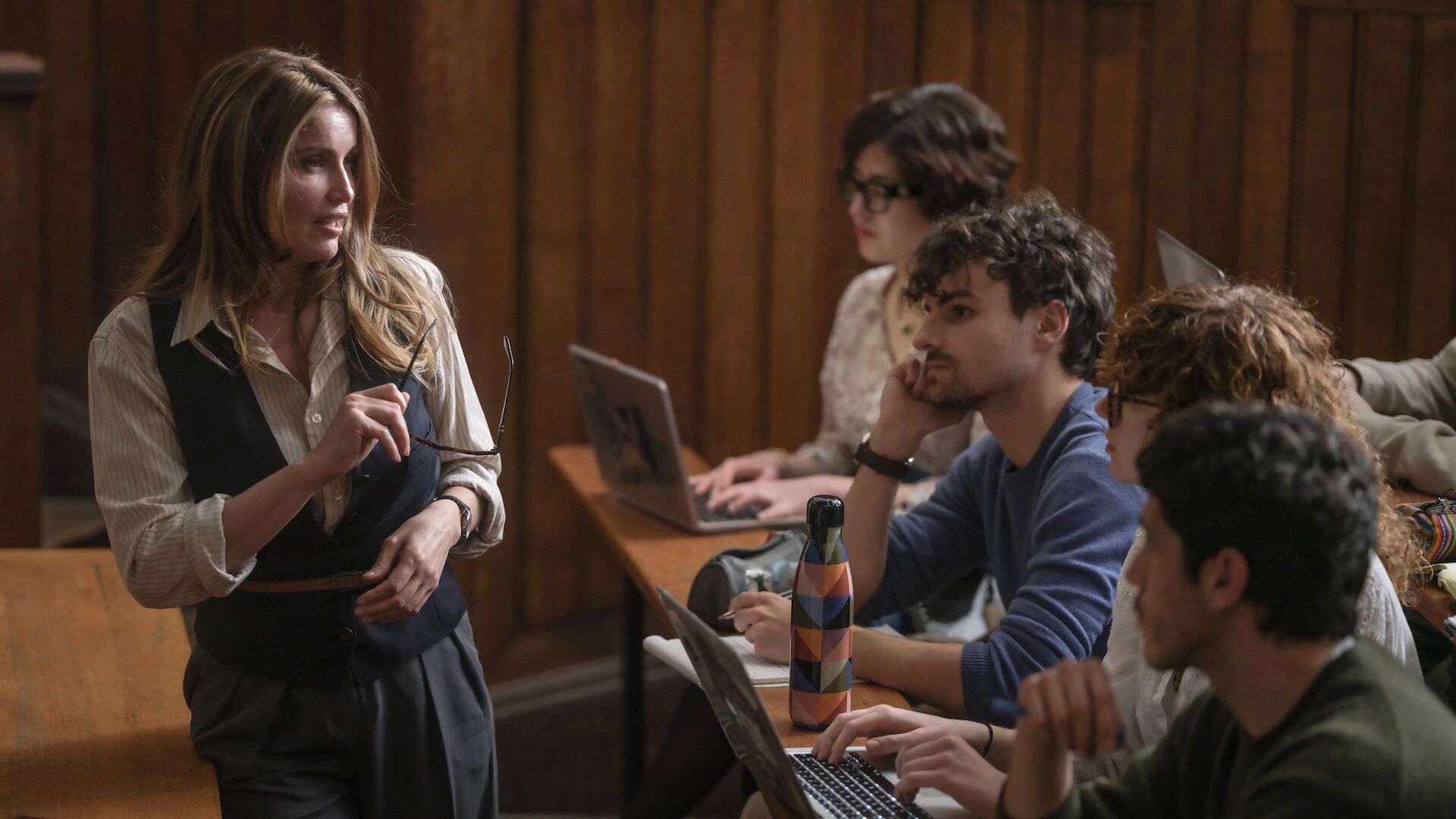 Bazaar (Murder in the Building)